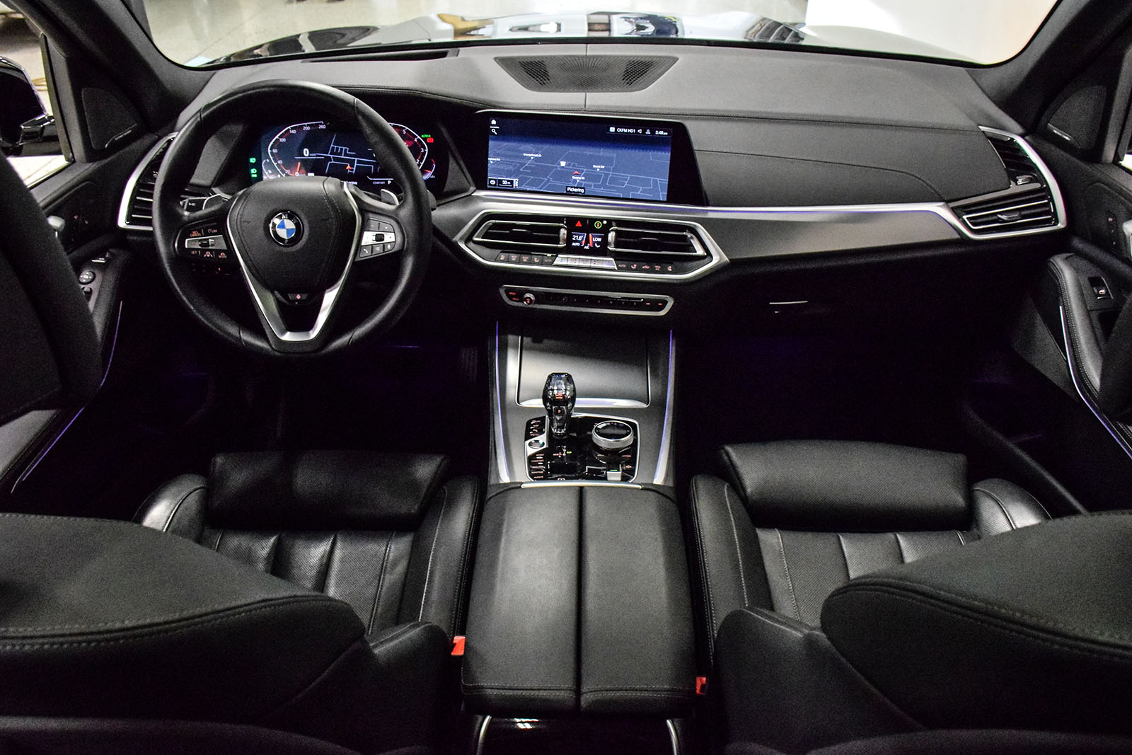 2020 BMW X5 - CARS 101